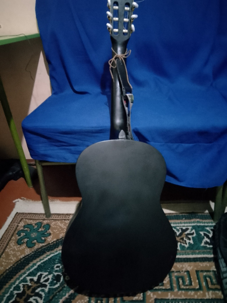 Ekvalayzerli classic gitara