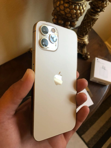 Iphone 12 pro max ideal sostayana