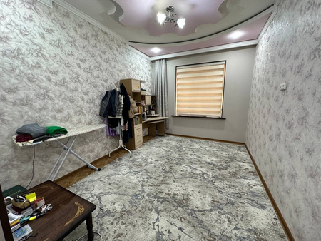 Срочно. Продается дом. 6 сотохли ҳовли сотилади.
