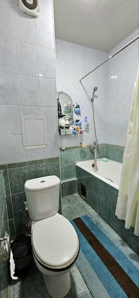 Продаётся квартиры 4/1/5 на Юнусабадском районе 17-й (J2345)