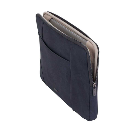^ Чехол для ноутбука RIVACASE 8905 Black 15.6