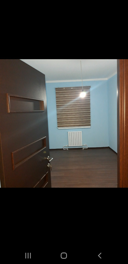 Tashkent viloyati nurafshon shahri Tashkent yòli kuxhasi 62 uy 17 xon