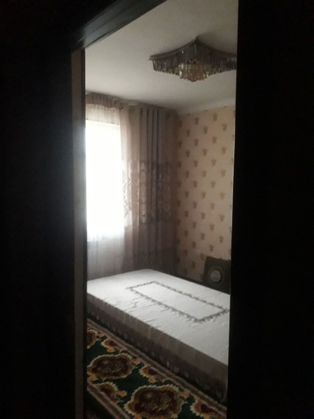 4 қаватда 3 хонали уй
