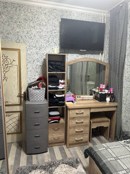 Продается отличная квартира+машина на Юнусабаде 15 кв  1/2