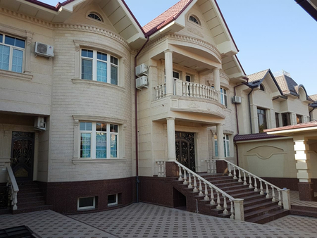 Мирзо Улугбек Никитина 4,5 сотик