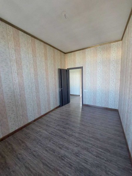 Продается квартира 5 этаж, 3 комнатная (паркентский)