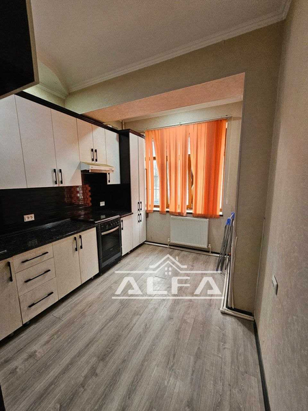 1 xonali 40m² 1-qavat sotilad.