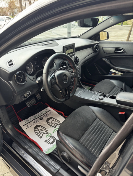 Srochno Mercedes Benz GLA 200 Full pozitsiya