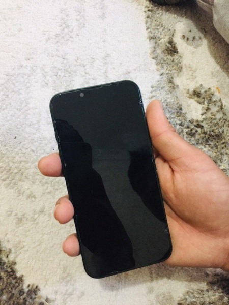 Iphone 13 Green.