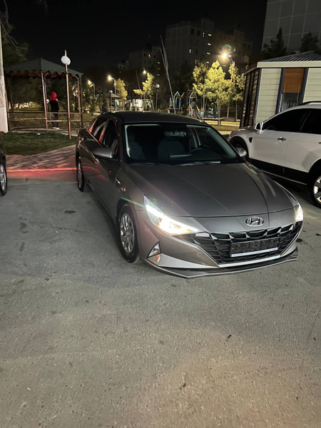 Hyundai ELANTRA 2021 года 1- позиция