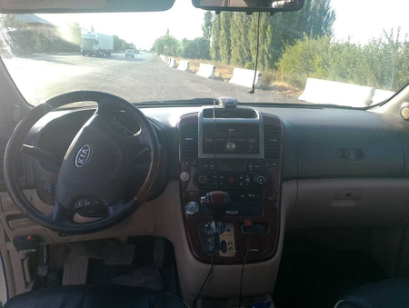 Kia Carnival 2007 - 11,000 (naqd)

Vikup 
Avans: 6,000 USD