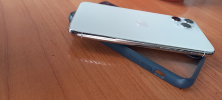 iphone 11pro Oq 64gb holati ideal