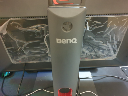 igravoy kompyuter i3 10100 ozu 16gb monitor 27lik benq 144ghz