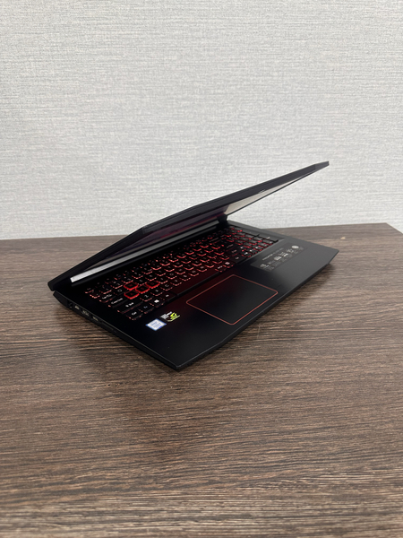 Мощный Acer Predator intel Core i7 GTX1060 DDR5 6-Гб! 16 дюйм IPS!