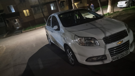 Автомобиль нексия3