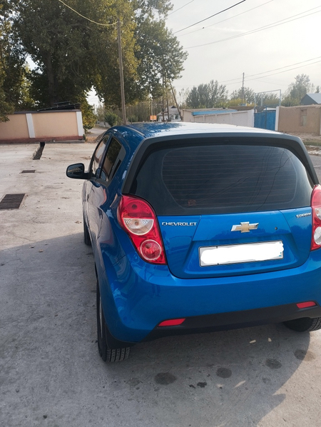 Spark 1 pozitsiya