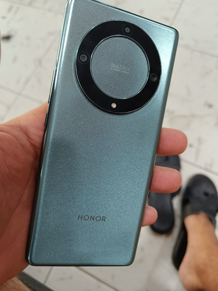 Honor x9a 128 GB Продаю срочно