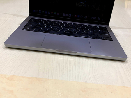 Macbook pro m1 Pro 14 inch 16/512