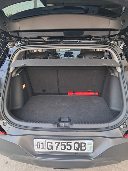 Автомобиль TRACKER