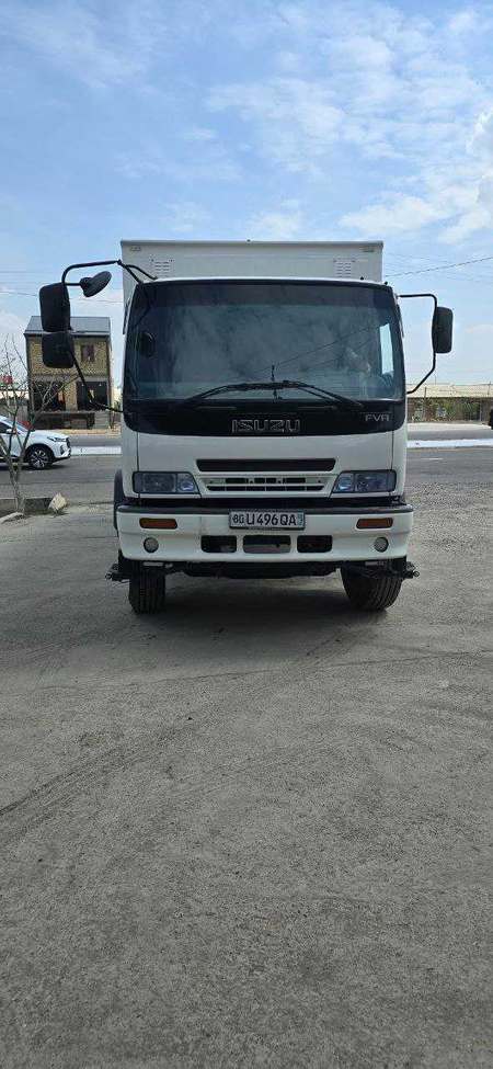 Isuzu Yuk frugoni sotiladi