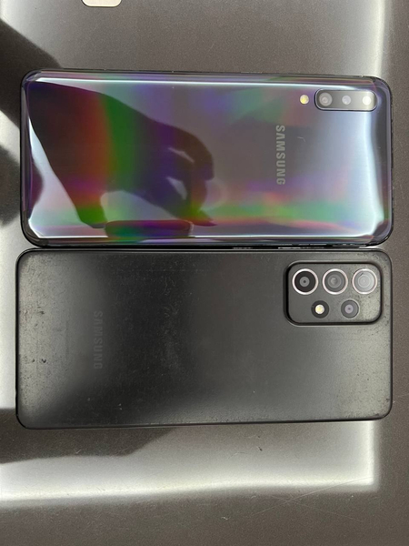 Samsung a52. a50