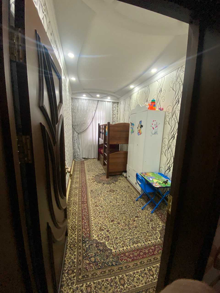 Азия супермаркет,бывший кинотеатр Нукус 4/4/9,площадь 92,5 м2
