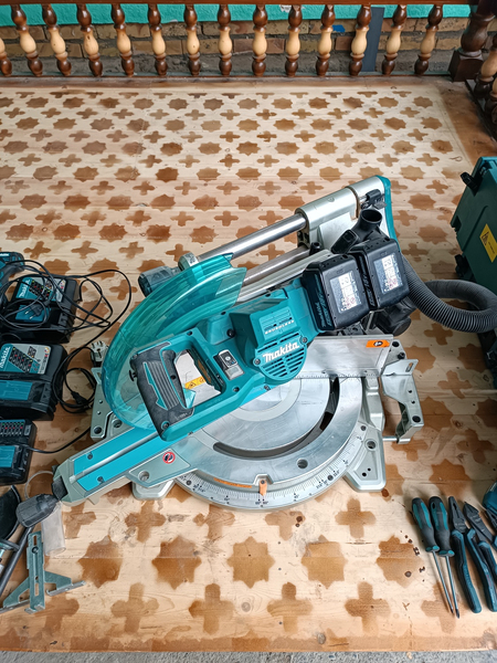 Makita 100% orginal pul zarur boʻlib qolganligi uchu sotilyapti
