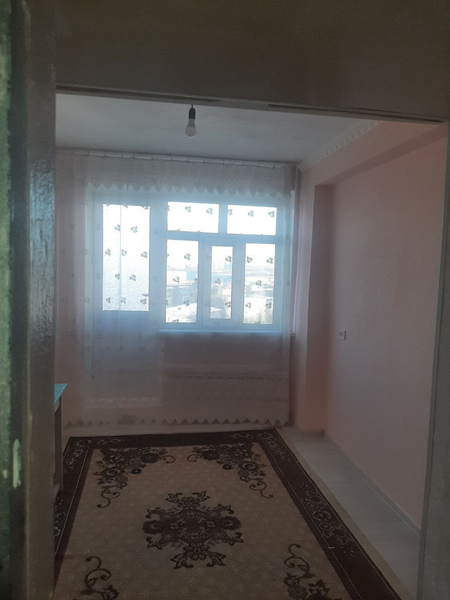 ПРОДАМ 1-Конотно кв СВОЙ в Яшнобод туманда.