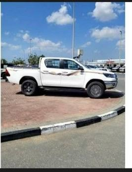 Toyota hilux sr5 2024