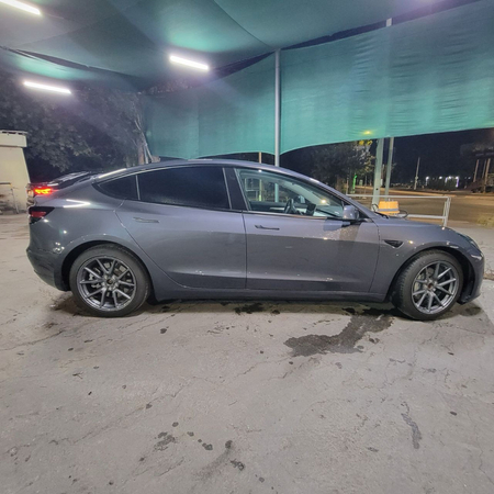 Tesla Model 3 Long Range