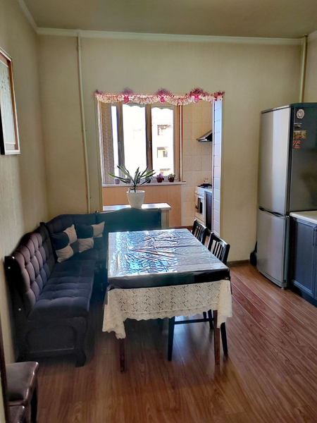 Продам 3 х комнатную квартиру в мирабадском районе