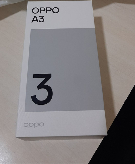 Telefon oppo  A 3 sotiladi yangi ishlatilmagan