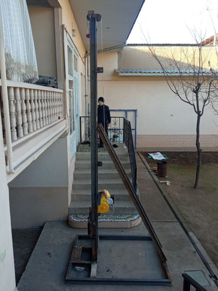 Buravoy aparat sotiladi.