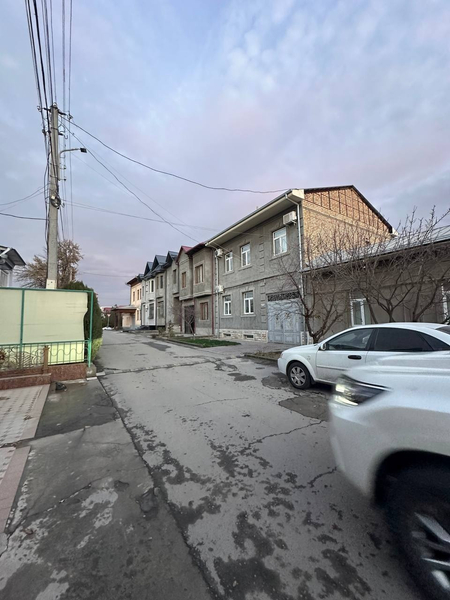 Yakkasaroy tumani Rakat mahallada xovli  yer xisobida sotiladi