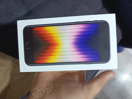 Iphone SE 2022 (3_generation)