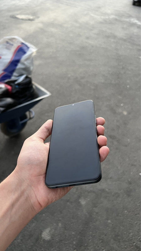 Vivo Y17S 128 GB srochni