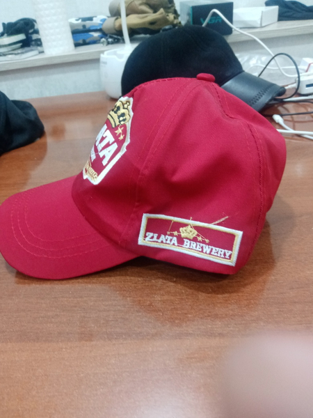 Кепка ZLATA Brewery Premium новый за 20.000 сум.