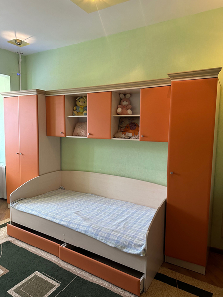 Комплект Детская кровать, шкафы, полки