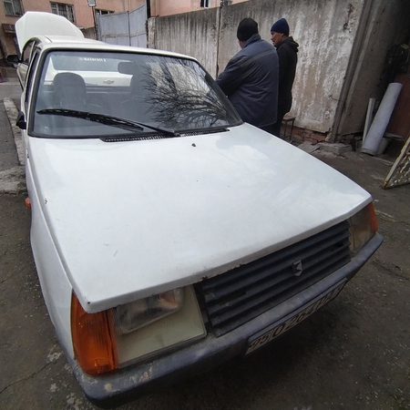 СРОЧНО!!! Таврия Заз 1102 Сотилади