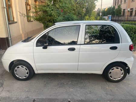 Matiz Chevrolet белый