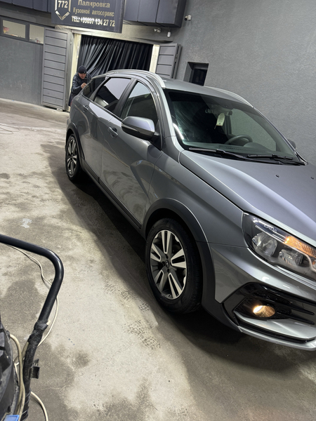 Lada vesta sv cross