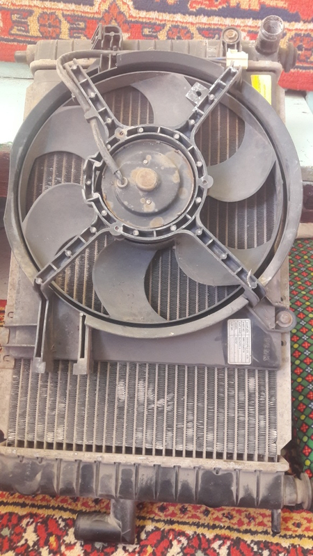RADIATOR Haroshim sostoyanie b/u