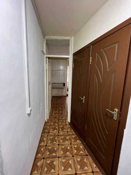 Продается 1в2 квартира 23 квартал, ФАРХАДСКИЙ книжный, балкон 2х6