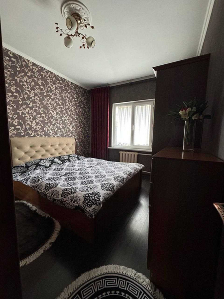 продается 3/5/5
на Карасу 6
ориентир - Базар