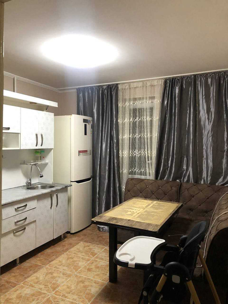 Sartepo ko'chasida kvartira sotiladi!