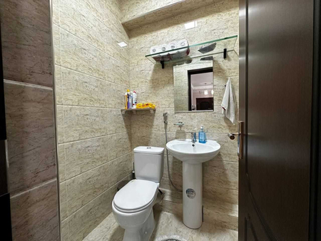 Удобная локация: ЖК Обод Макон - срочно продам квартиру. 3/5/5 (J3090)