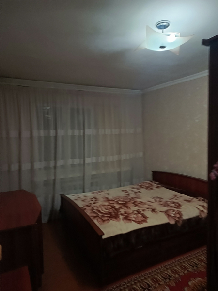 Продам квартиру 3 комнатную