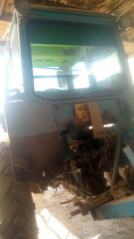Traktor sotiladi holati yaxshi ishlab turibdi Kelishib beramiz