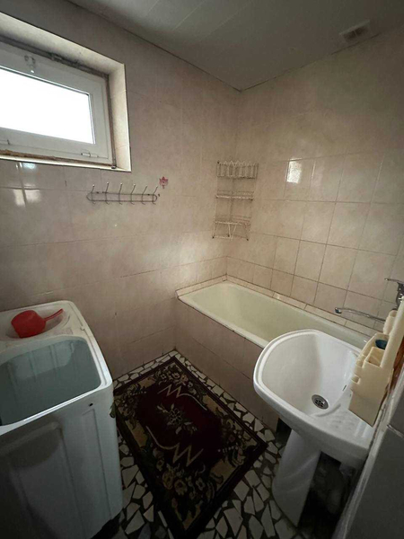 3 xonali 3 qavat 5 qavatli panelni dom 75.m2