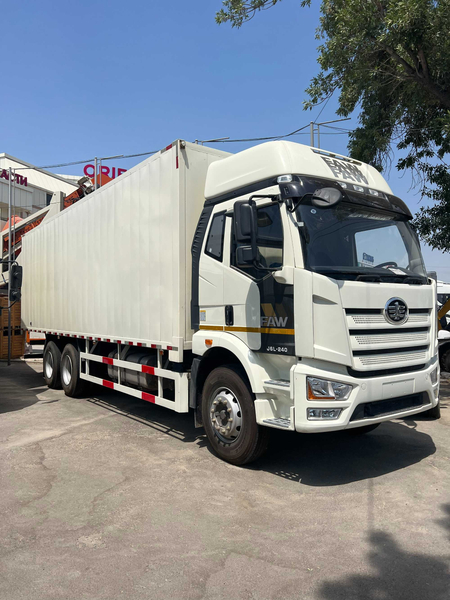Фургон FAW J6L 6x4 8,5 метровый в наличии!